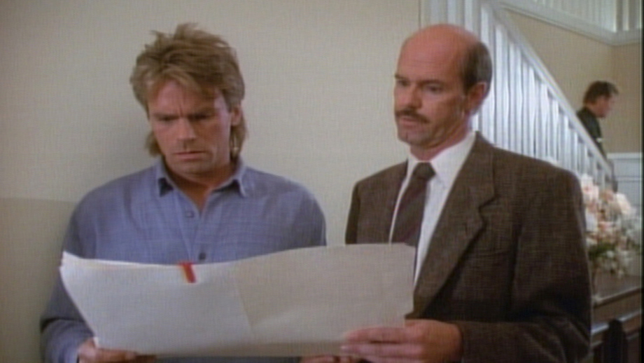 Watch MacGyver Season 6 Episode 4: Twenty Questions - Full show on ...