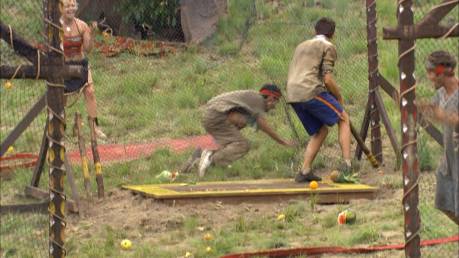 Watch Survivor Season 17 Episode 4: Survivor: Gabon - This Camp Is ...