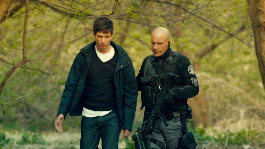 Watch Flashpoint Season 4 Episode 21: The War Within - Full show on ...