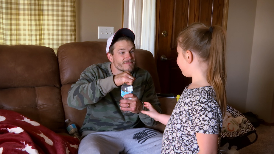 Watch Teen Mom 2 Season 8 Episode 6: Teen Mom 2 - Unfinished Sentences – Full show on Paramount Plus