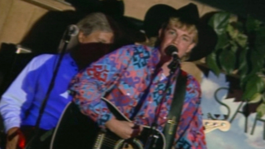 Watch The Real World Season 2 Episode 13: No More Practical Jokes ...