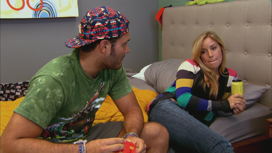 Watch The Real World Season 26 Episode 5: The Real World - Over the ...