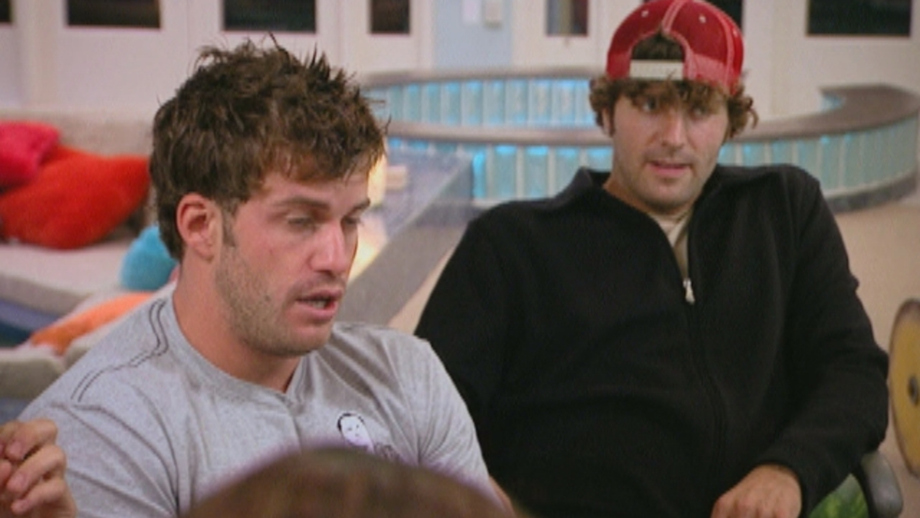 Watch The Real World Season 17 Episode 5: The Real World - No Friends ...