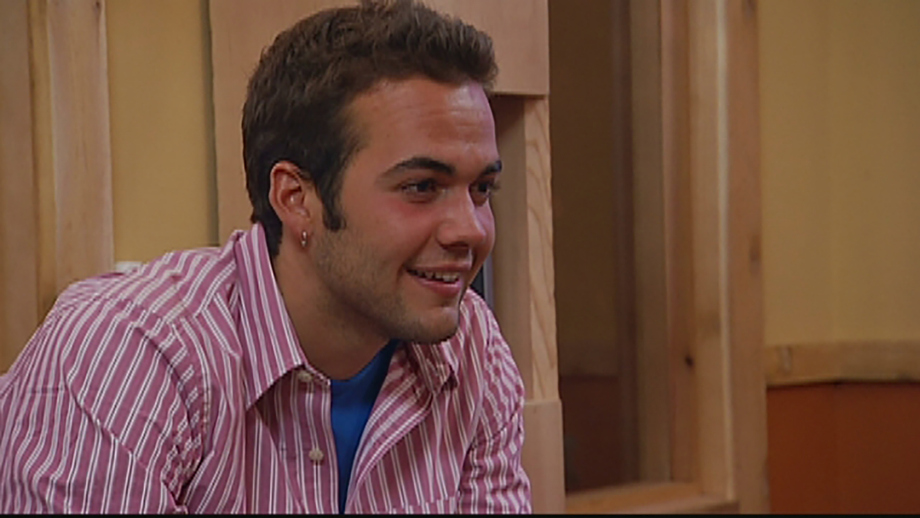 Watch The Real World Season 18 Episode 14: The Real World - Playing the ...