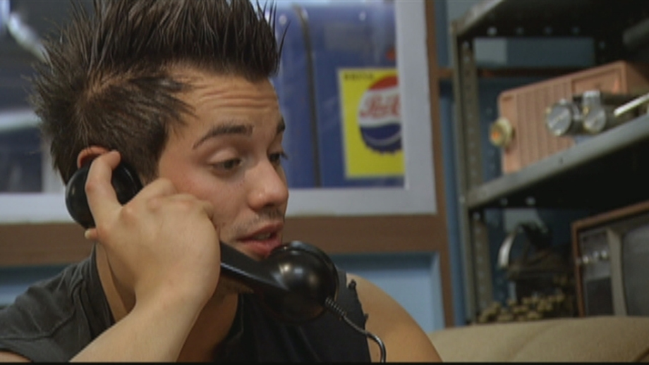 Watch The Real World Season 20 Episode 8: The Real World - Saints And ...
