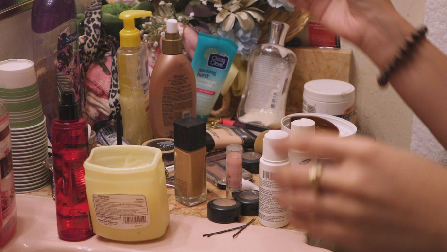 Watch True Life Season 2015 Episode 4: True Life - I'm Obsessed With ...