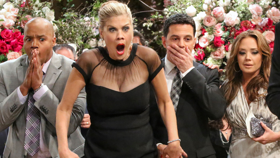 Watch The Exes Season 4 Episode 22: The Exes - Along Came Holly – Full ...