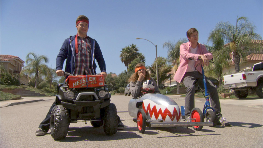 Watch Workaholics Season 2 Episode 7: Workaholics - Teenage Mutant ...