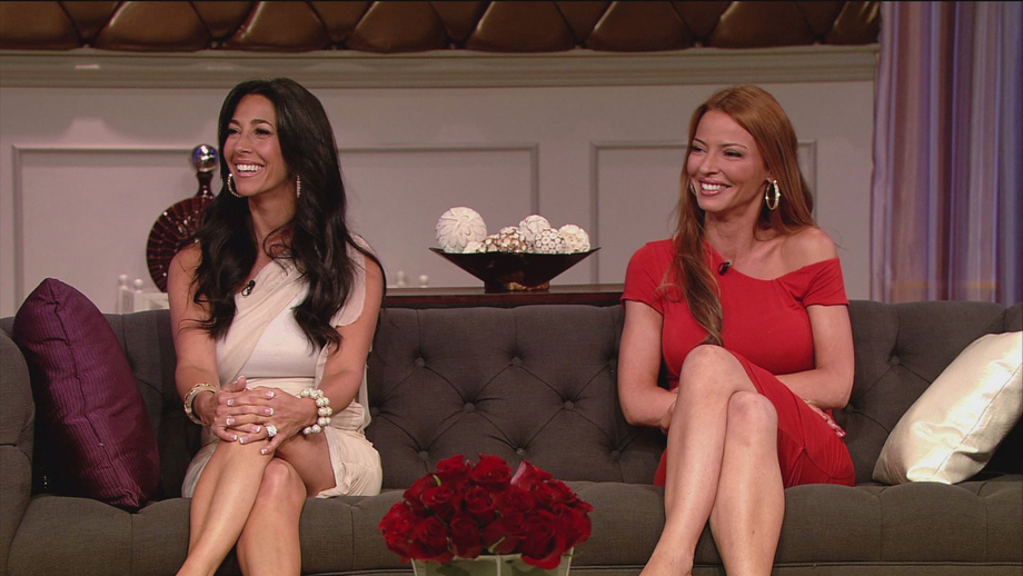 Watch Mob Wives Season 1 Episode 11: Mob Wives - Reunion – Full show on ...