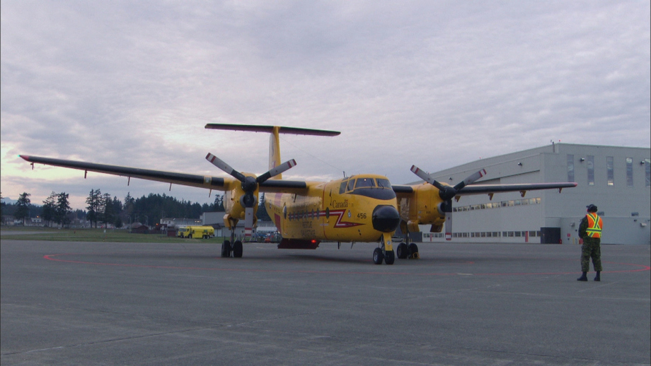 Watch Mighty Planes Season 3 Episode 3: Mighty Planes - CC-115 Buffalo ...