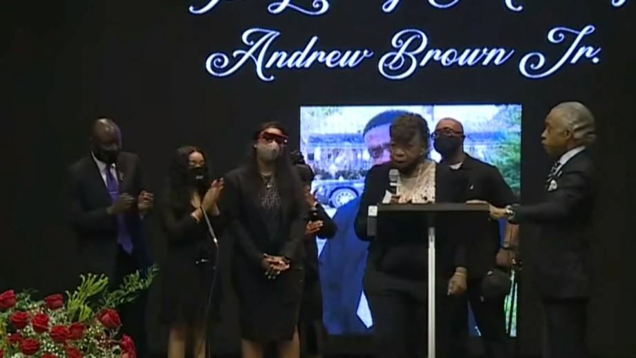Watch CBS Evening News Funeral held for Andrew Brown Jr. - Paramount+