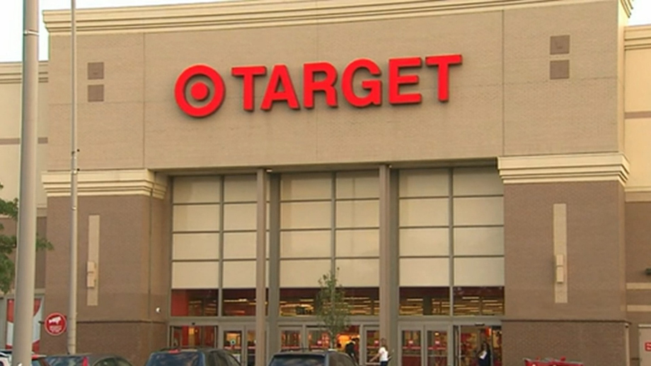 Watch CBS Evening News Season Episode : Target makes Thanksgiving Day ...