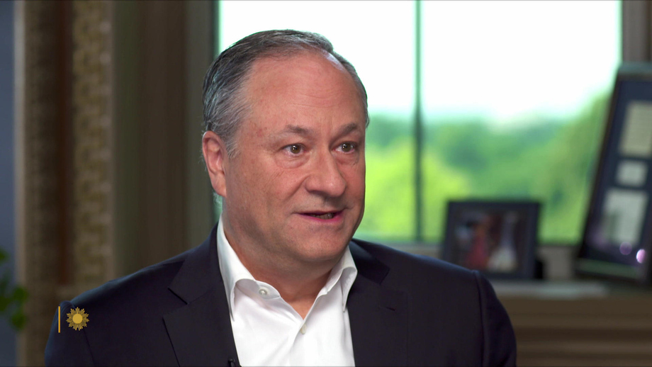 Watch Sunday Morning Second gentleman Douglas Emhoff - Paramount+